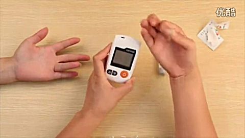 三诺易准血糖仪操作视频