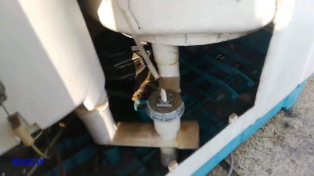 自己动手排除双缸洗衣机排水阀漏水的故障