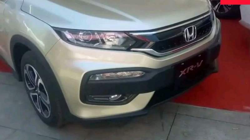 今天看看新款本田xrv的外观和内饰!