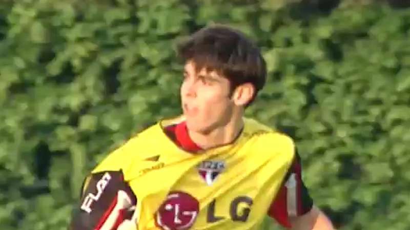 优雅巨星卡卡——成长之路