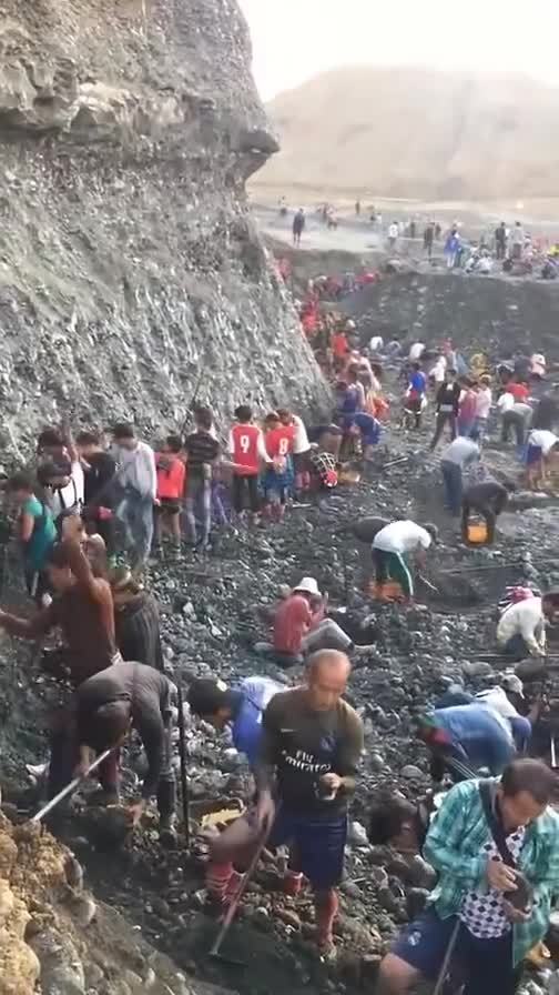 要想富!下重注!挖到翡翠住别墅!表哥有翡翠矿!有去挖翡翠么?