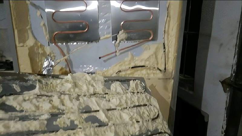 冰箱不制冷内漏情况看看这是内部蒸发器板问题