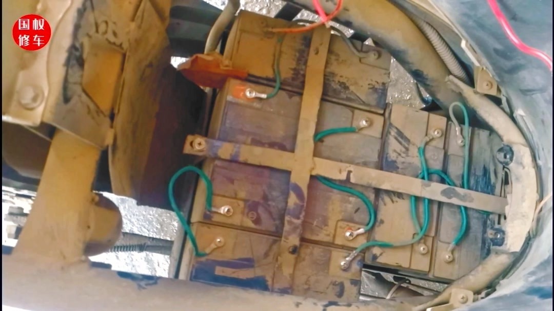 电动车充电跳灯快电瓶不耐用该怎么修理,教你只需10元就简单修好