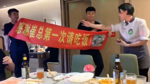 海底捞能火是有道理的,服务太到位了