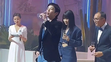 华晨宇居然有孩子了,他和张碧晨真的浪漫吗?