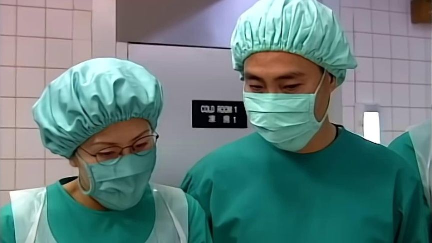 鉴证实录:法医验尸发现,死者不是自杀,是死后被人吊起来的