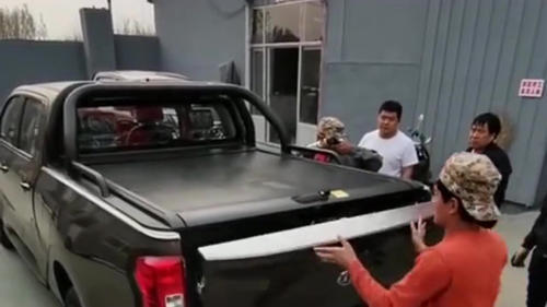 表哥买回来的二手皮卡,没想到还有这种功能,这可捡到大便宜了!