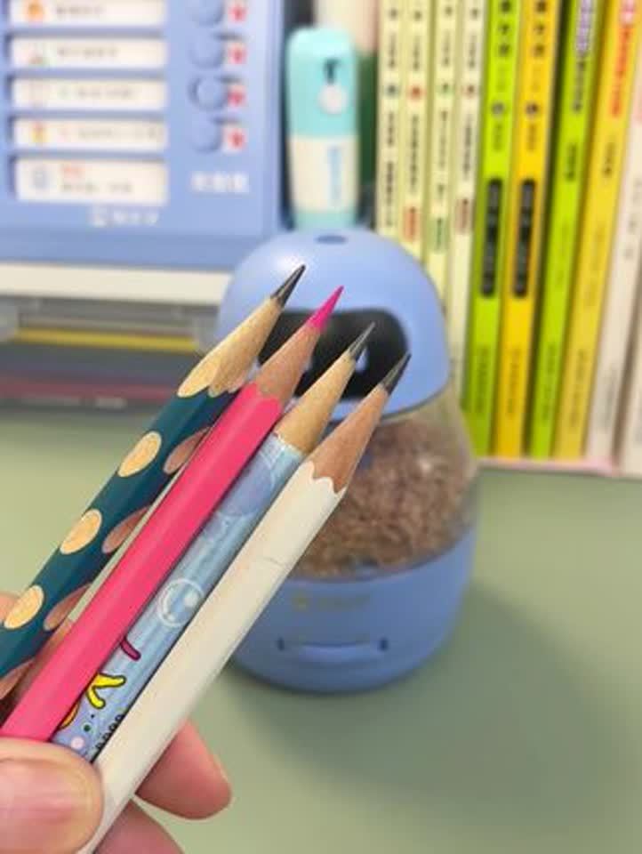 给孩子安排的电动削笔机,效率更高,干净方便文具安利