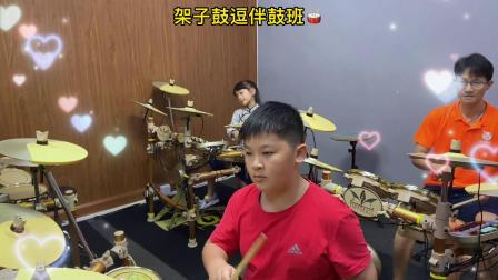 课堂轻松一刻,练习歌曲《风的季节》 很多会听到这个音效觉得不好听,...