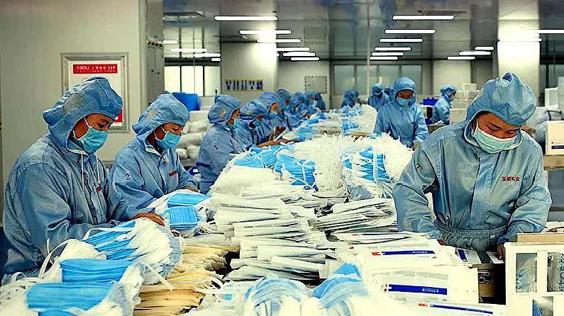 中国所制作的口罩,在国外卖多少钱呢?看完价格让人感到不可思议