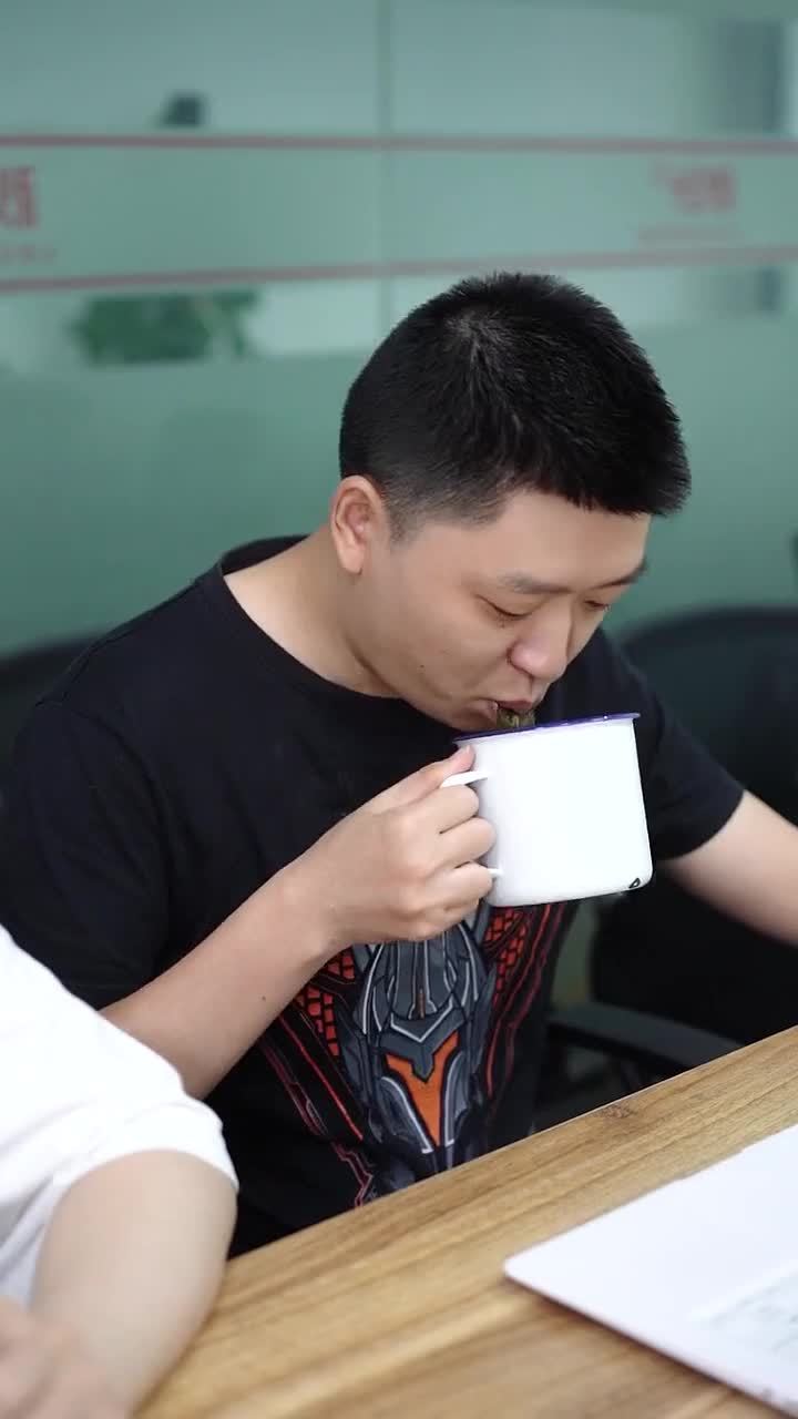 【数据用万做单位】你们公司几号发工资?评论区见~