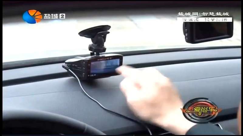 行车记录仪应该怎样走线才是安全的