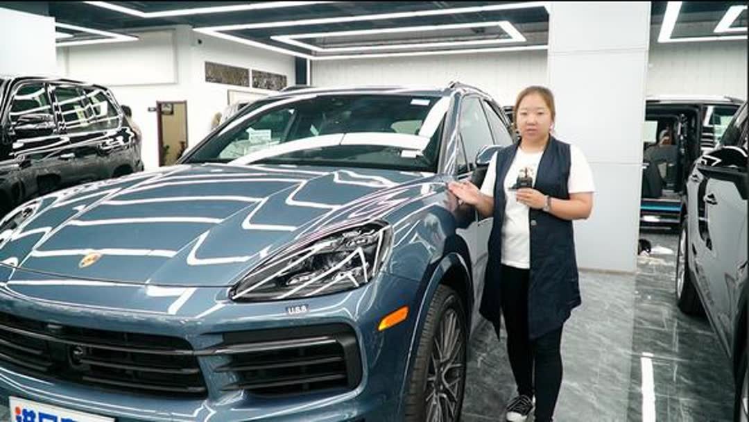 20款保时捷卡宴,帅气比斯开蓝色,经典“蛙脸”百看不厌