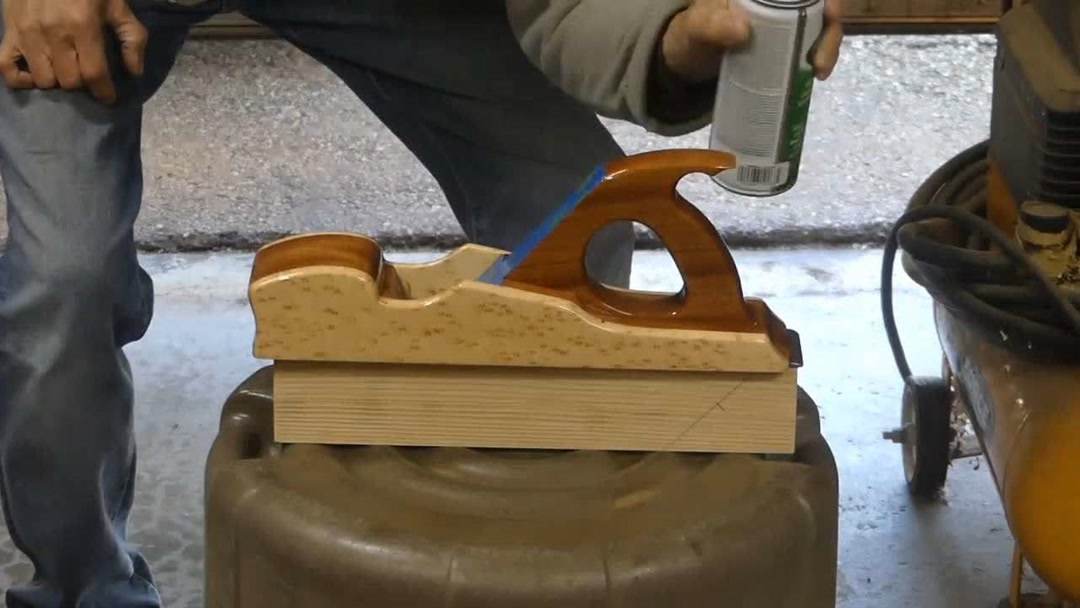 一种木匠刨子的制造工艺,原来老外和我们用的大不相同,涨知识了