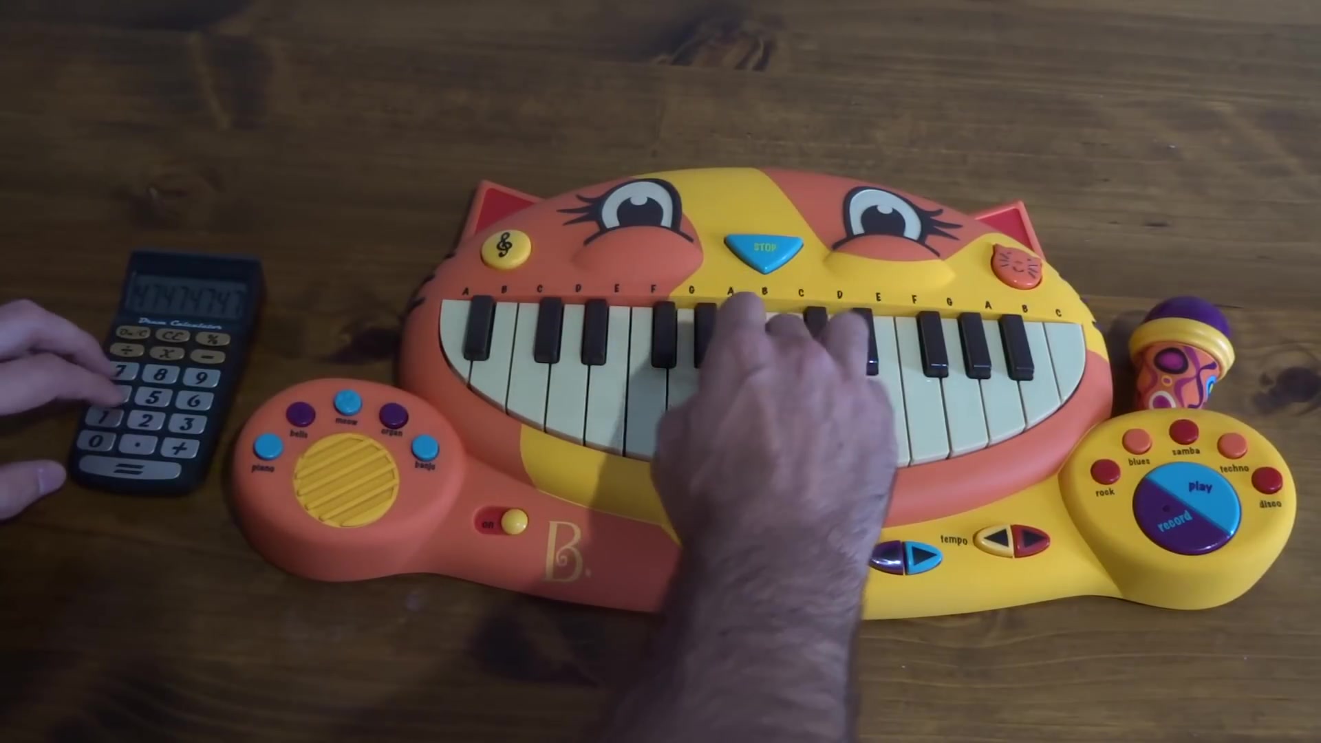 教你如何用计算器和喵喵琴弹防弹的DNA