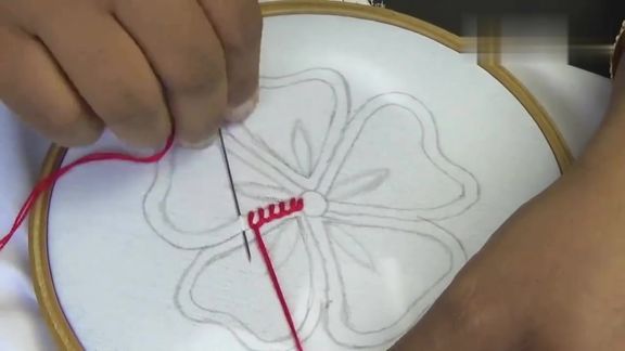 手工刺绣,初学者简单的花朵刺绣教程,新手看过来