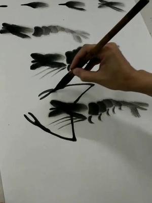 出那么详细的水墨画虾教程