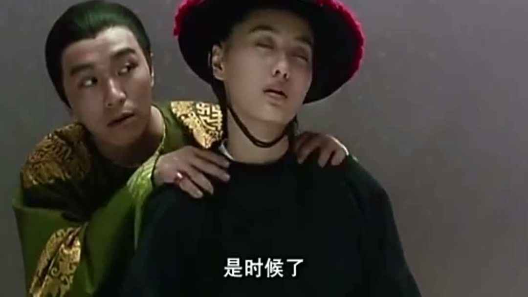 韦小宝用挠痒痒和按摩的方式, 测试双胞胎姐妹是不是心灵感应