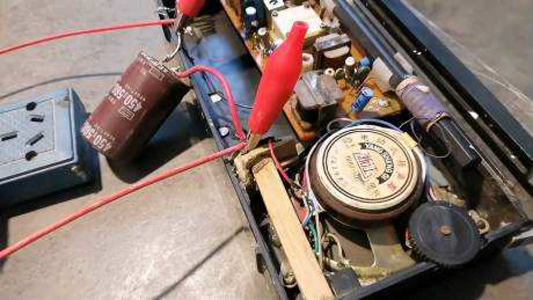 充电器并联大电容能不能让收音机收到台