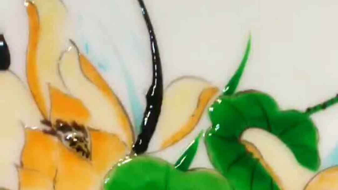 看出这个荷叶真的不简单上面、还有雨珠呢!画的真形象,跟真