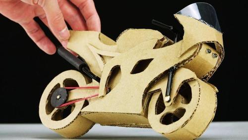 DIY自制纸板摩托车模型,看完我心动了