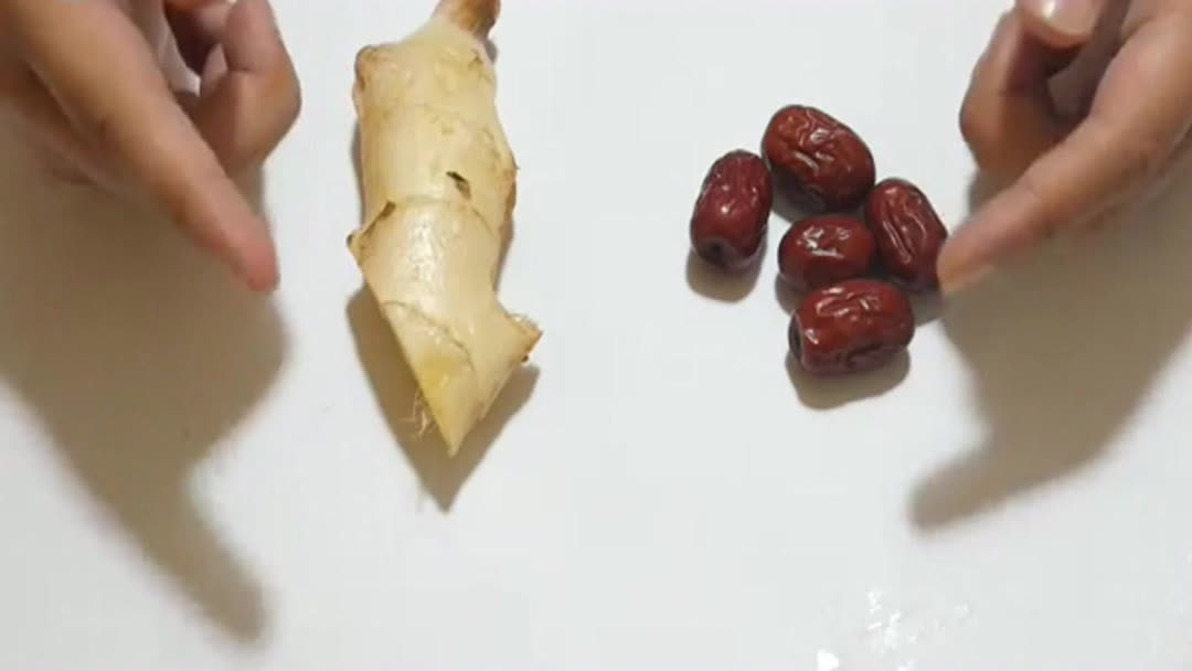 生姜和红枣一起泡水喝,有着这样的功效,大部分人不知道