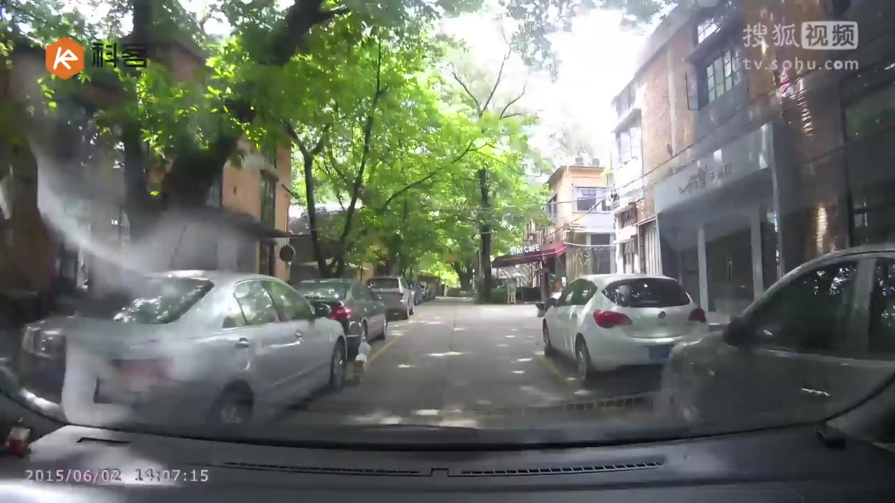 360行车记录仪实拍视频-04