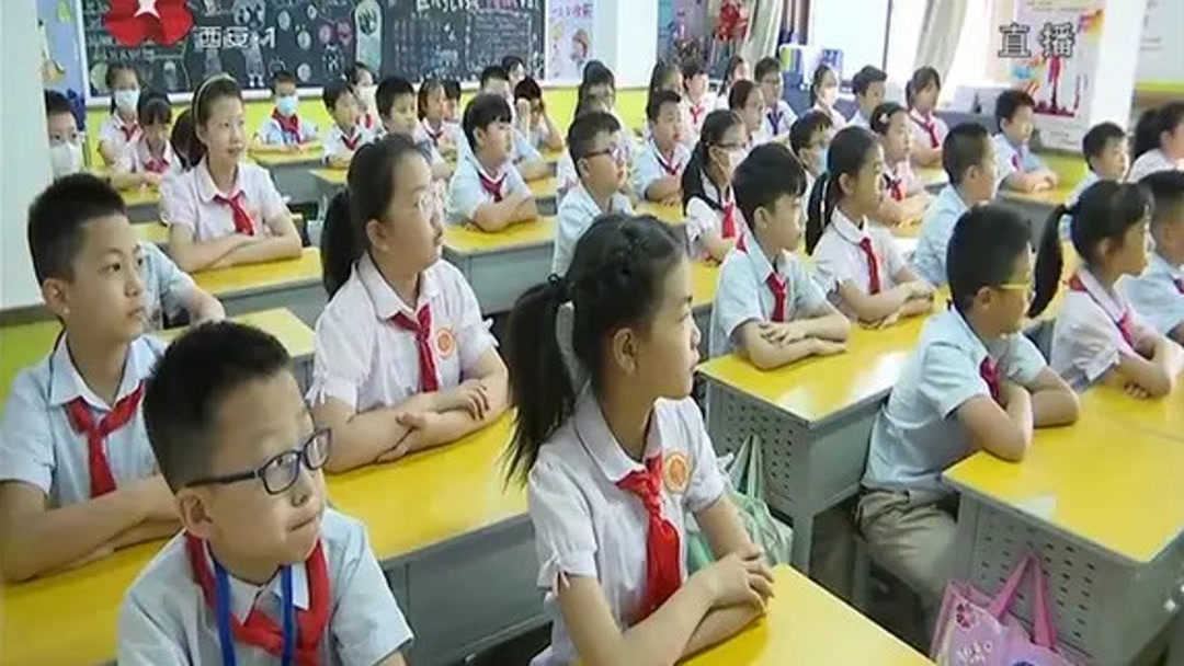 莲湖区聘任首批卫生副校长,共筑卫生防线,保障学生健康