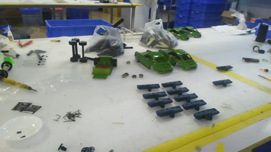 纯手工制作名车模型,有没有收藏爱好者#模型车 #模型