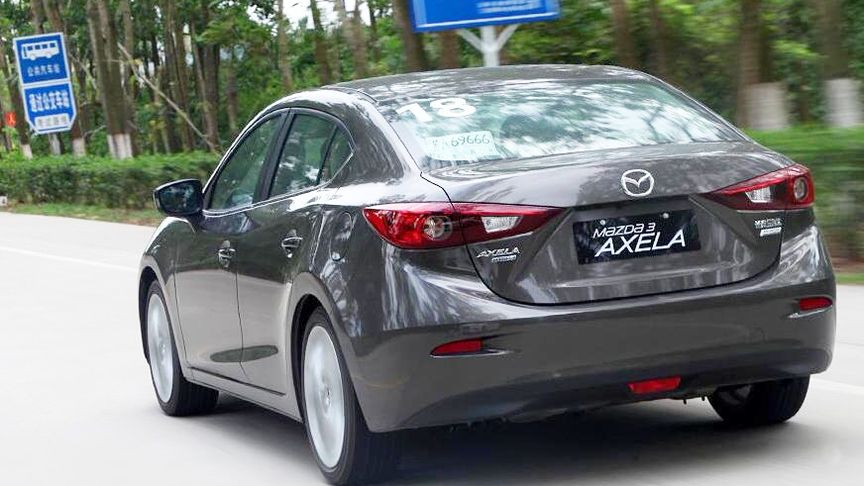 新款马自达昂克赛拉,传统仪表盘,开出去绝对有面子!