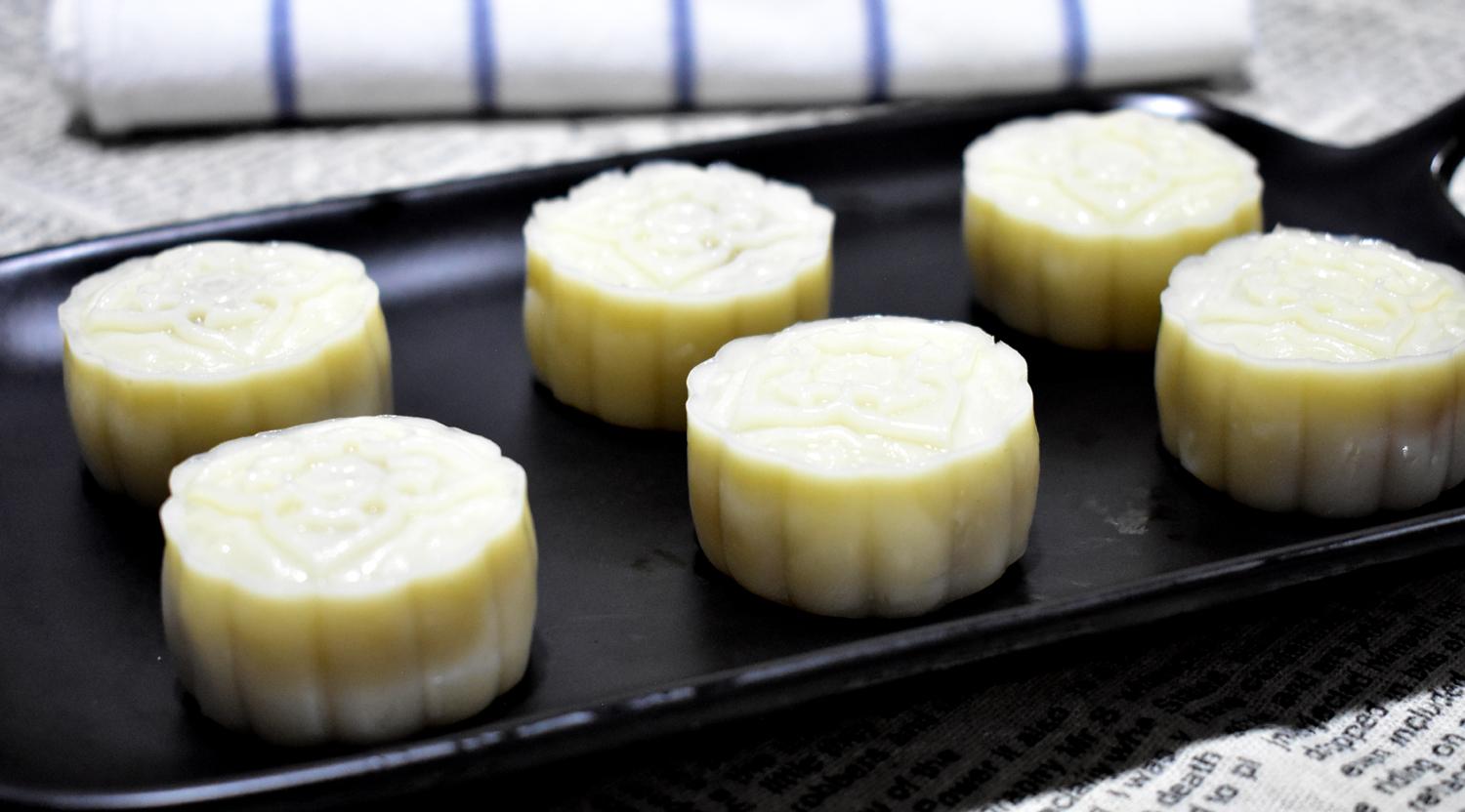 不用烤箱也能做月饼,松软滑爽无添加,做法配方超简单,一看就会