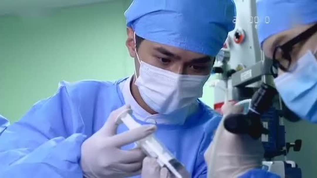 医生居然是这样抢救人的,不料结果恶心了一身,太不容易了