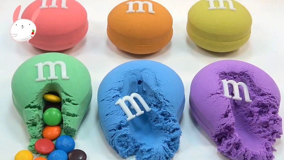 橡皮泥的高级玩法!制作神奇宝贝球,里面有一只皮卡丘!