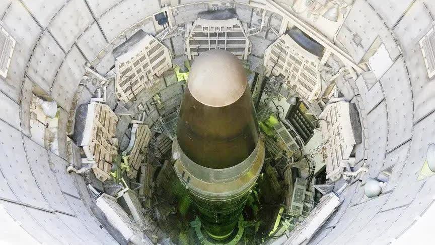 洲际弹道导弹,如何击中数万公里外的目标,3D动画为你揭晓!