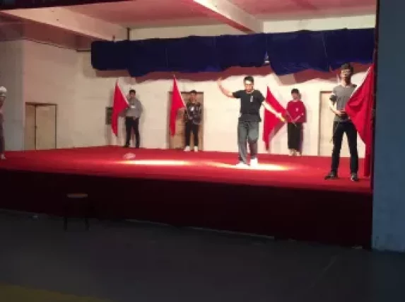九月十六日很有意义的一天,回学校看社团彩排