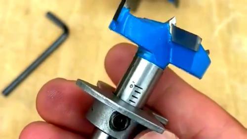 又一个二手车贩子的发明,可调节的定位开孔器,打孔深浅自己掌握!