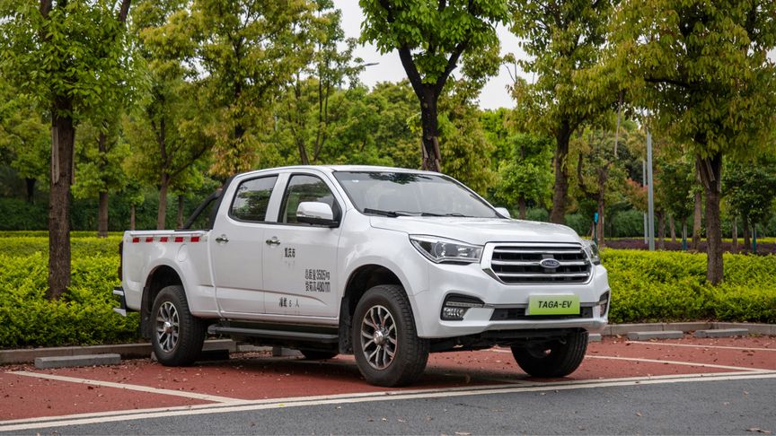 纯电动皮卡佼佼者 庆铃达咖EV静态展示