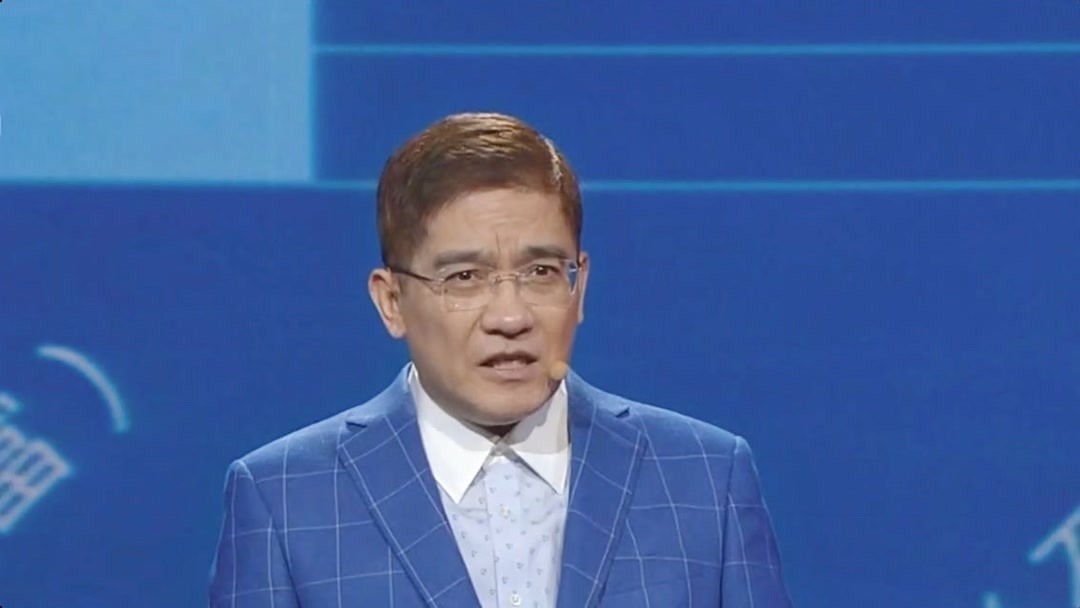 英国和美国的信用制度,是自发产生的,德国的是强制性建立的