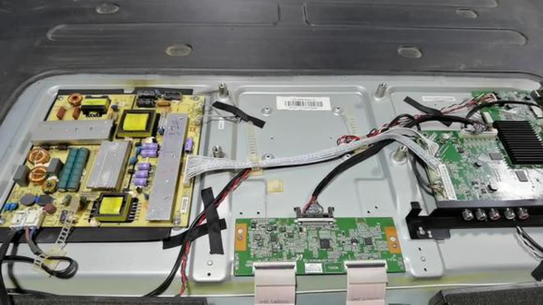 显示画面暗的问题,哪里坏了呢?一分钟快速判断故障点方法!