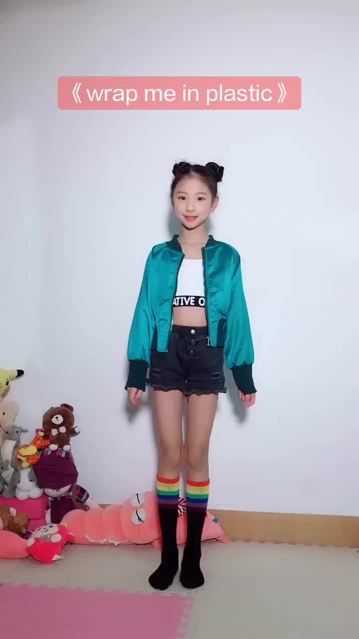 娱乐源自生活,wrapmeinplastic卡点舞蹈可爱不