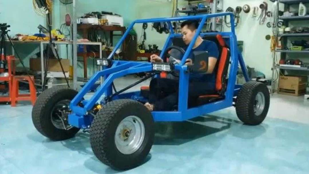 用两个沙发,四个轮子,看大神如何纯手工制作一台电动车,大结局