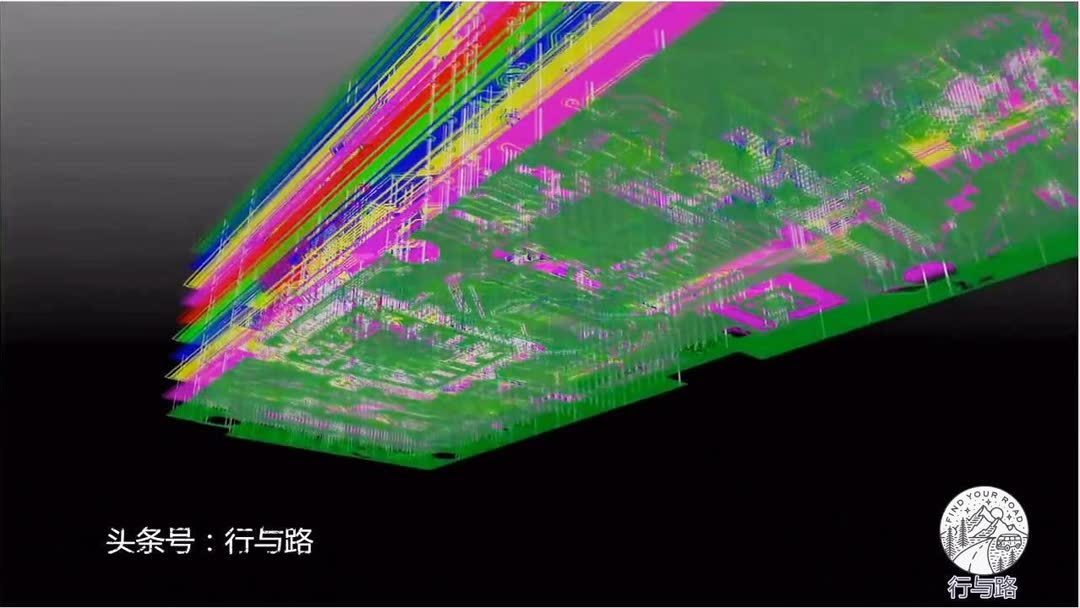 3D显示一块多层PCB电路板复杂的线路布局,一块电路板顶过去的好几块