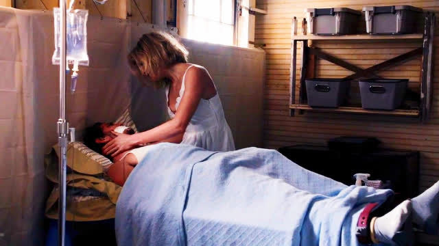 男子欺负女护士,等他被绑上手术台后,才知道女人的厉害