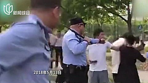 新闻回顾:上海民警“教科书式执法”