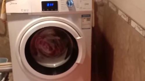 是谁发明的全自动洗衣机,太感谢他了,都不用洗衣服了