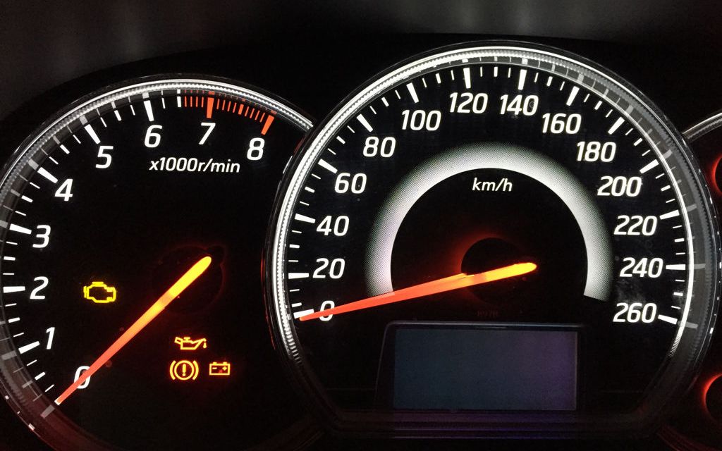 仪表盘黑屏是车辆质量问题吗?