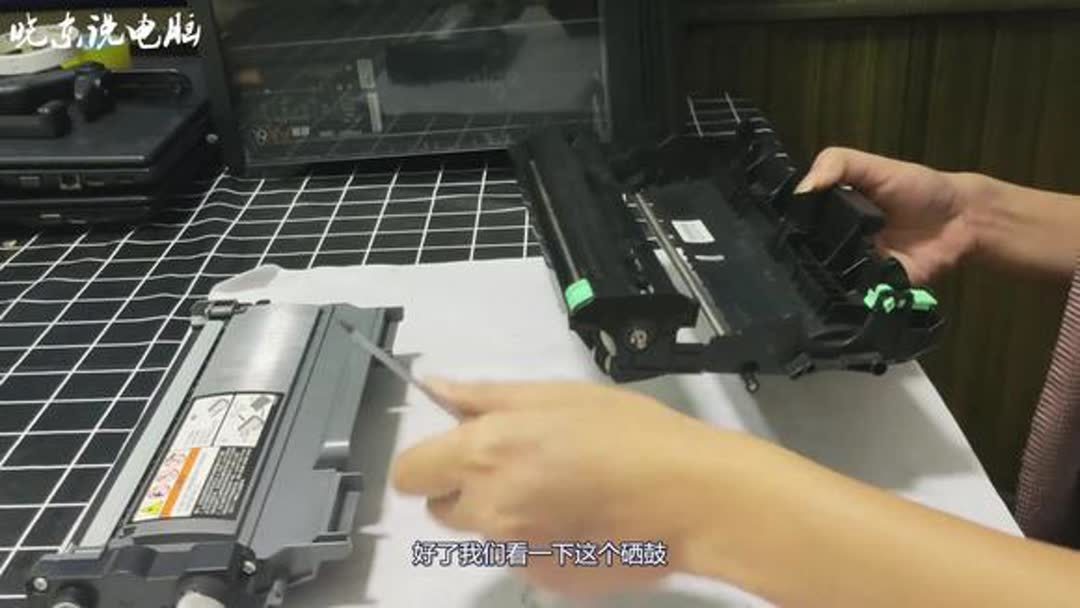 打印机加粉,换鼓芯,打印很淡有黑点看是不是这个问题导致?