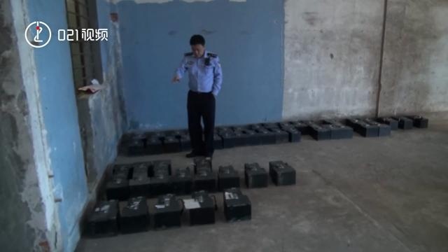 ...伪劣电瓶制售团伙:收缴伪劣电瓶1800余只,客户通过微信小程序下单