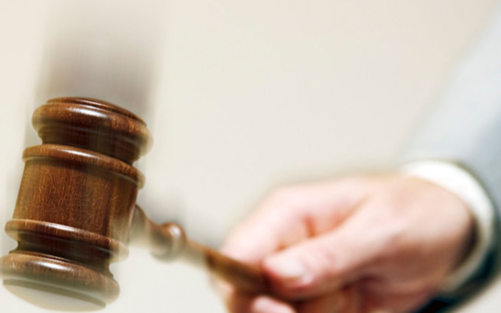 男童幼儿园午睡呕吐死亡家属索赔百万,法院判园方家长责任各半