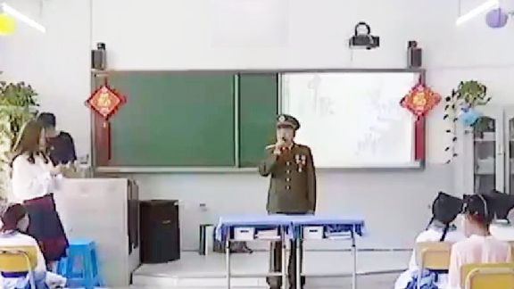 长春市新朝阳实验学校小学部迎中秋活动,师生家长同欢乐!